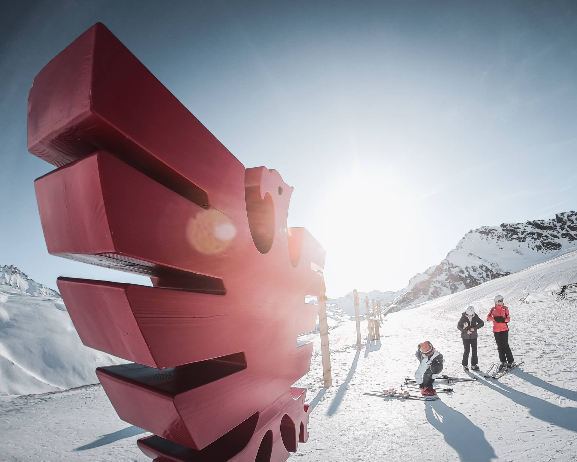 How to Get to Val d'Isere | Snowcompare